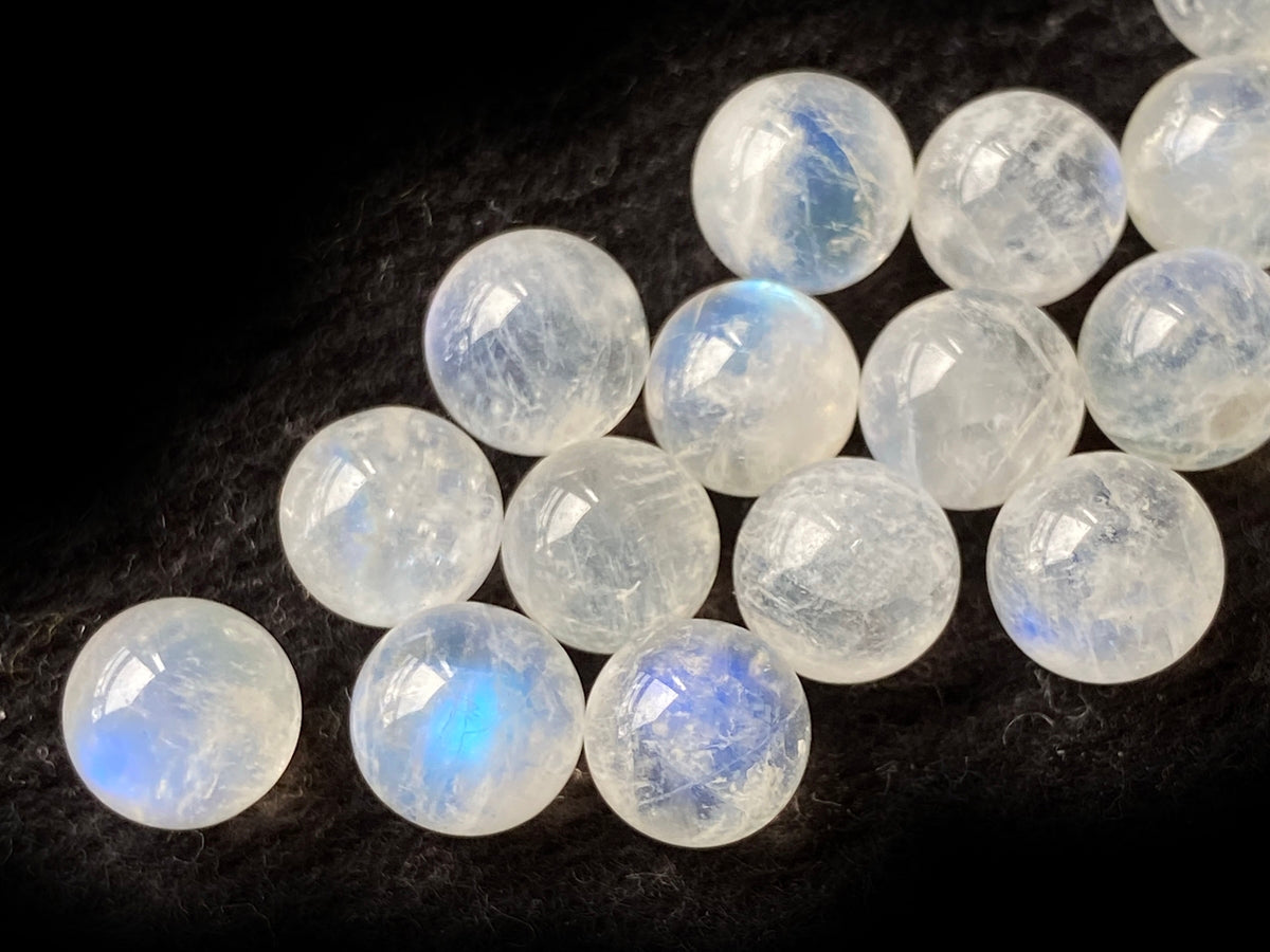 Wholesale 8mm AAA blue Moonstone round undrilled single beads Sphere – GemWholesales